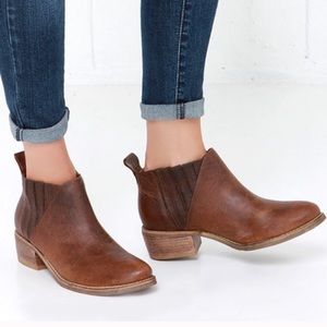 Matisse Shoes | Hp X 3 Duke Booties | Poshmark